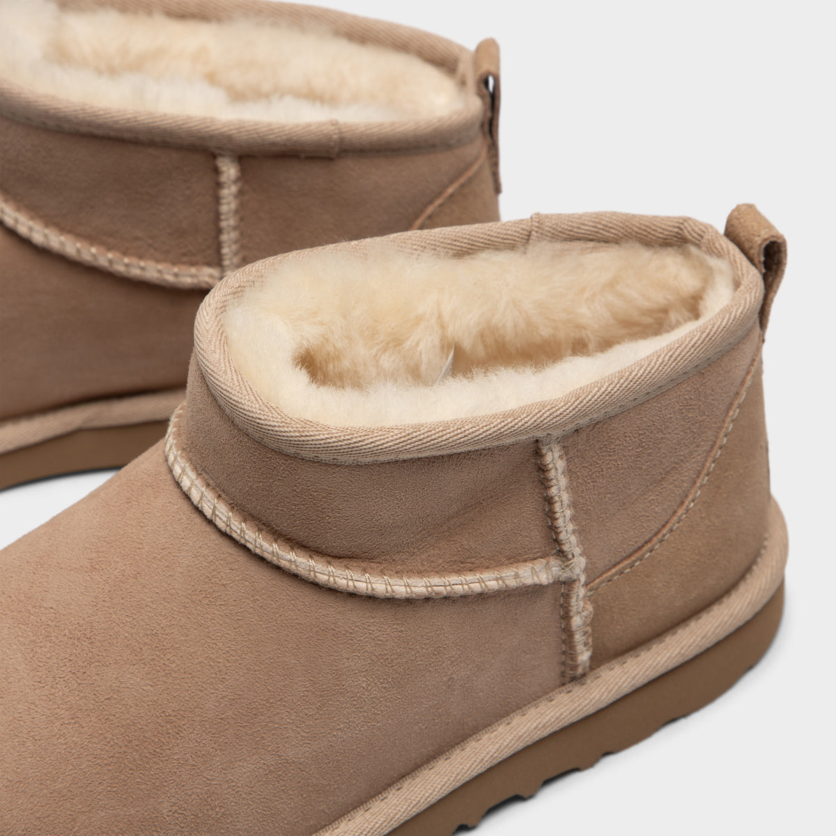 Ugg boots mini 37 store