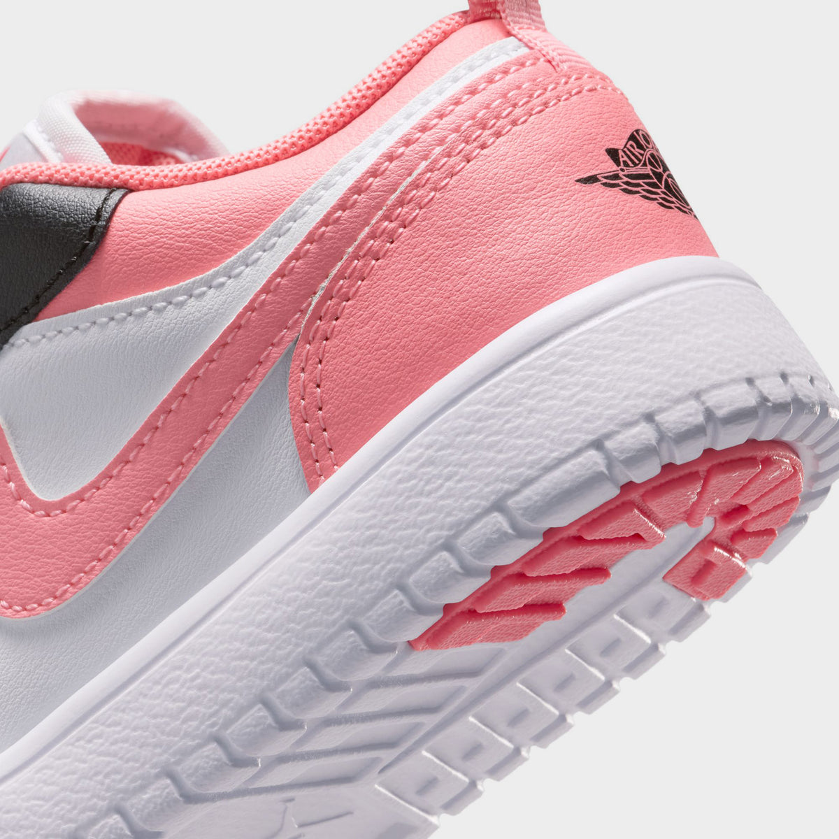 Jordan 1 Low Alt PS Black / Pink Gaze - White – JD Sports