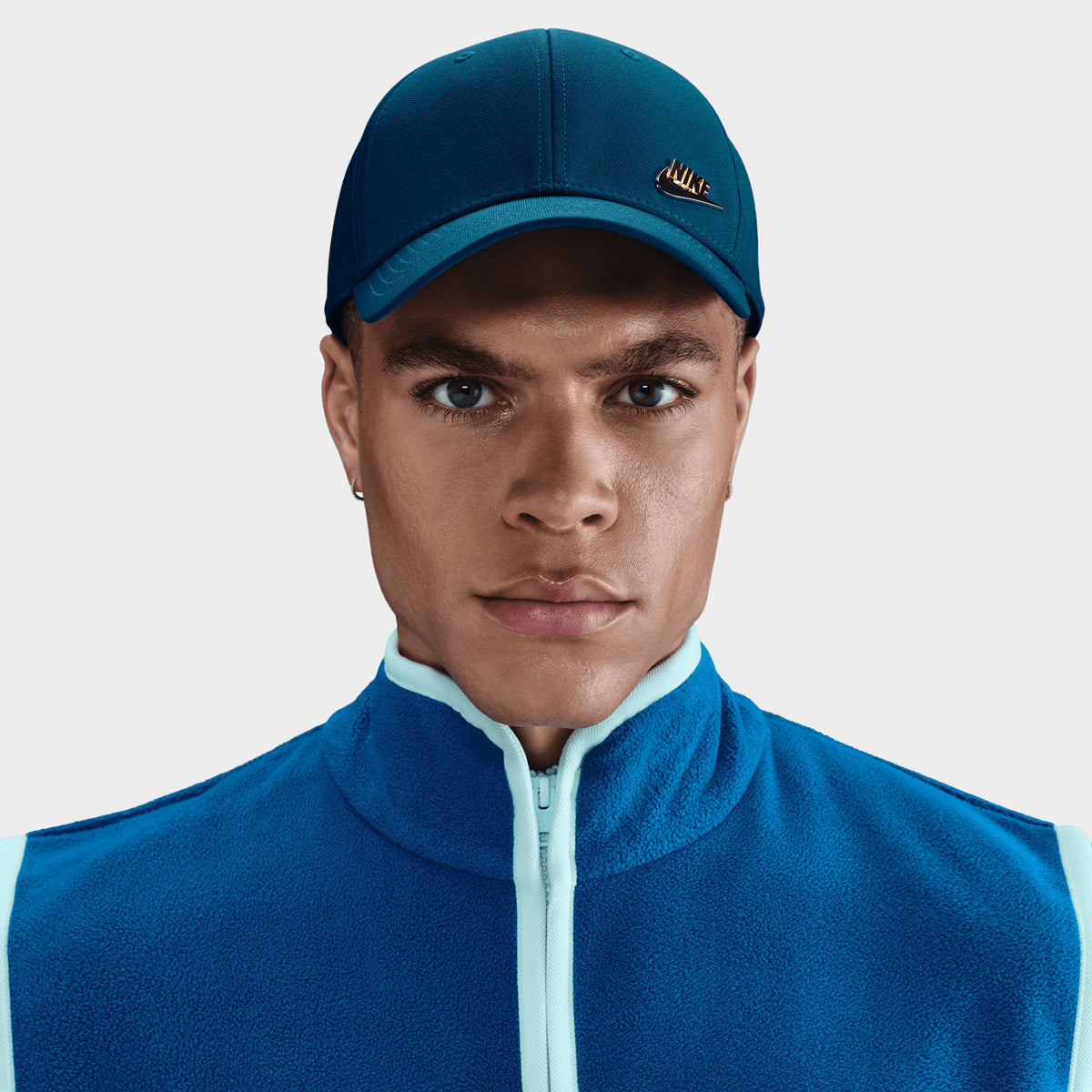 Nike Structured Metal Logo Cap Blue Force / Metallic Gold – JD Sports