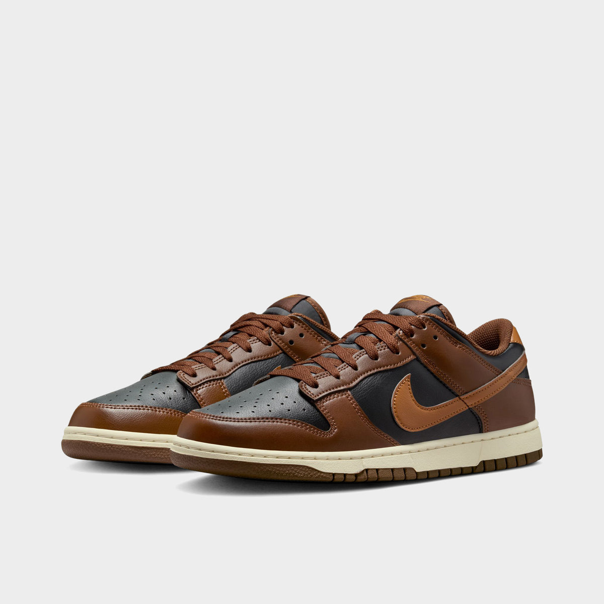 Nike Dunk Low Black / British Tan - Cacao Wow | JD Sports