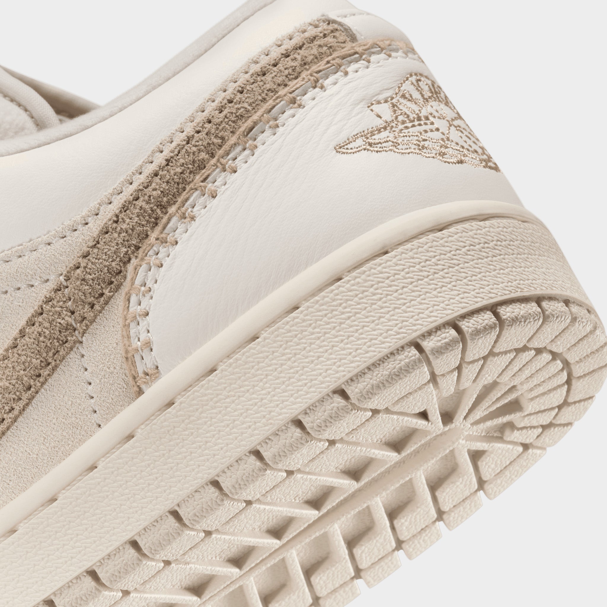 Jordan Women's 1 Low SE Light Orewood Brown / Sail - Hemp – JD Sports
