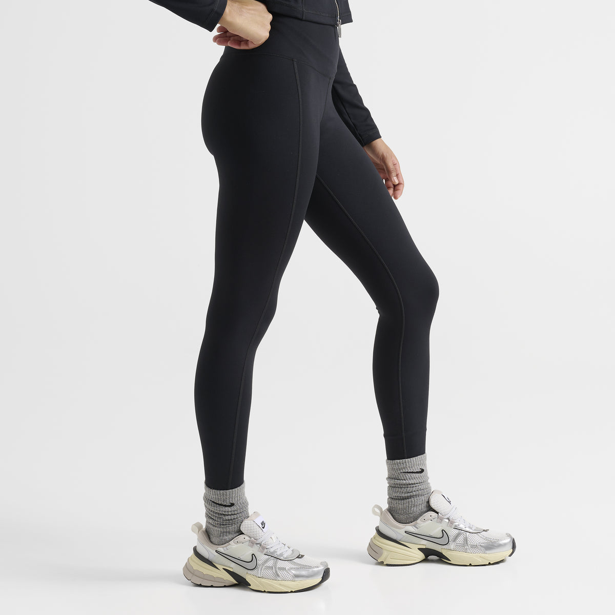Nike One Women's Dri-FIT High Rise Crop Leggings / Black | JD Sports
