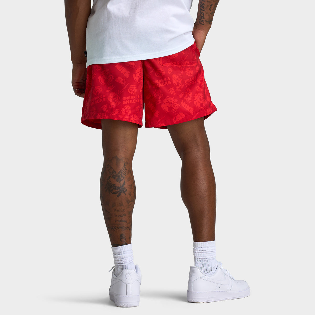 Nike Club Flow Shorts University Red / Chile - White – JD Sports