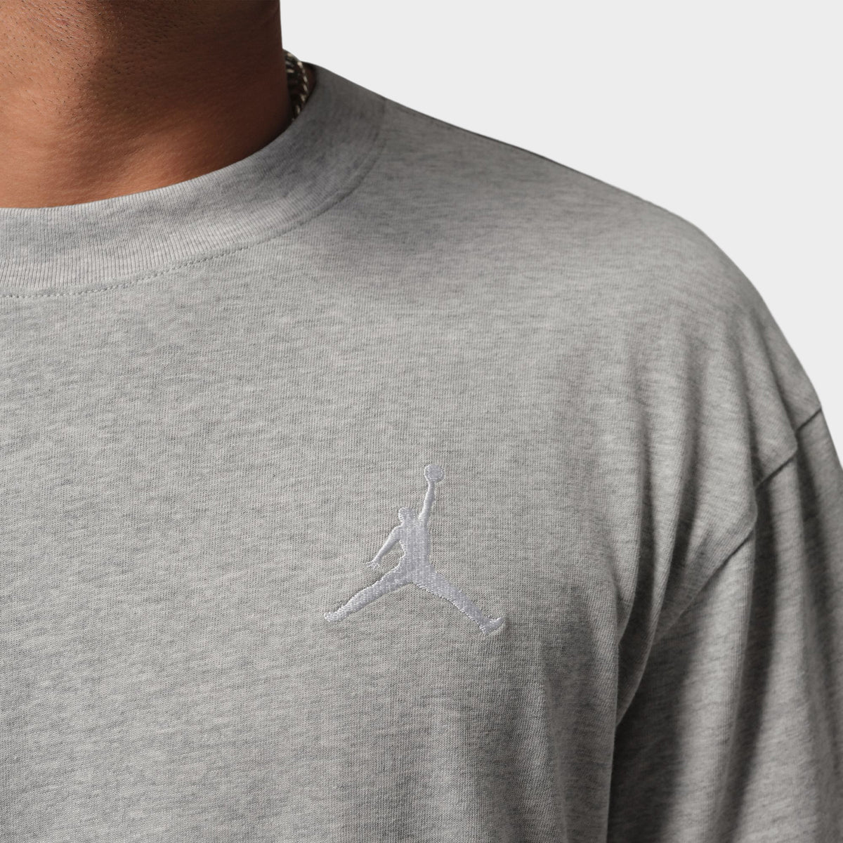 Jordan Embroidered Jumpman T-shirt / Grey – JD Sports