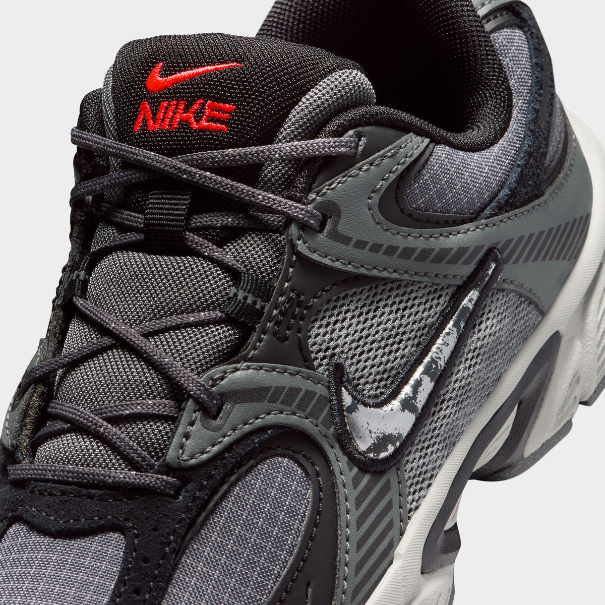 Nike V5 RNR GS Iron Grey / Metallic Silver - Black – JD Sports