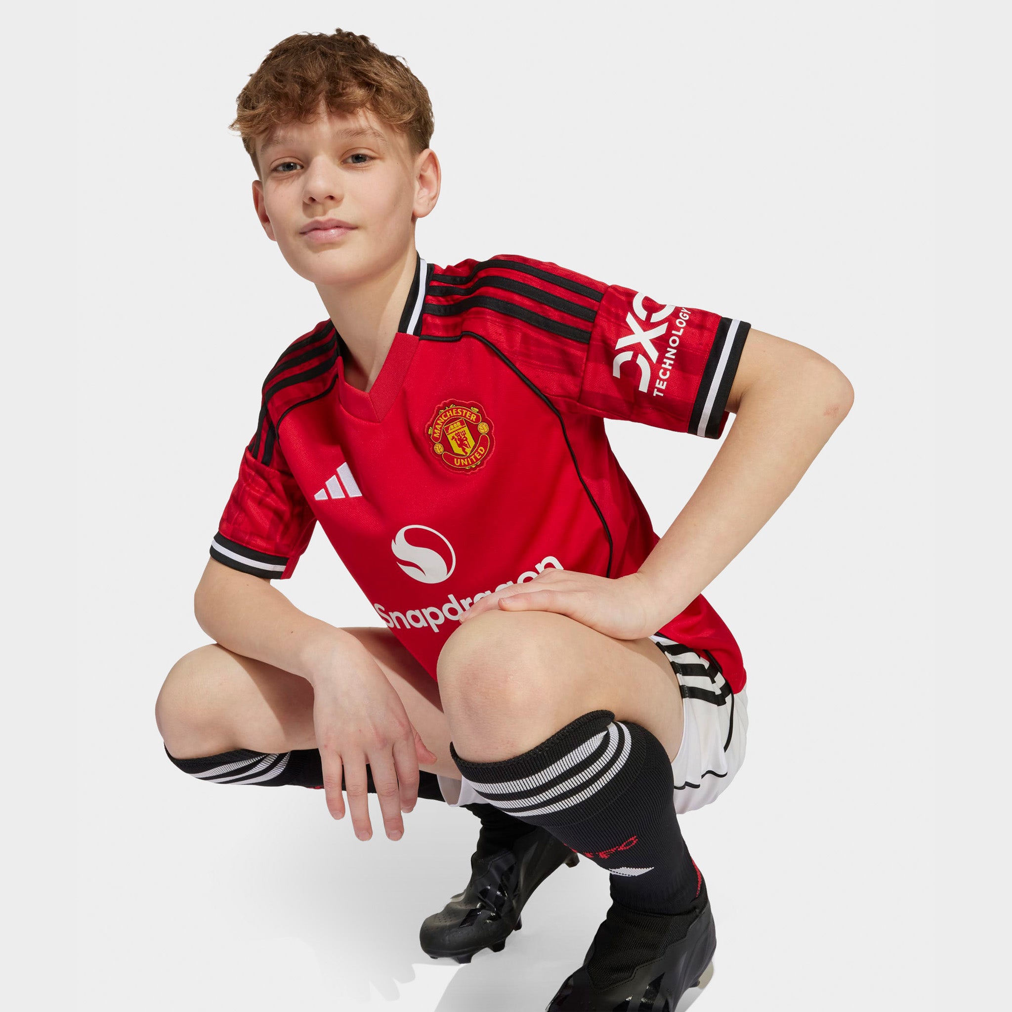 adidas Juniors' Manchester United Jersey Youth / MUFC Red – JD Sports