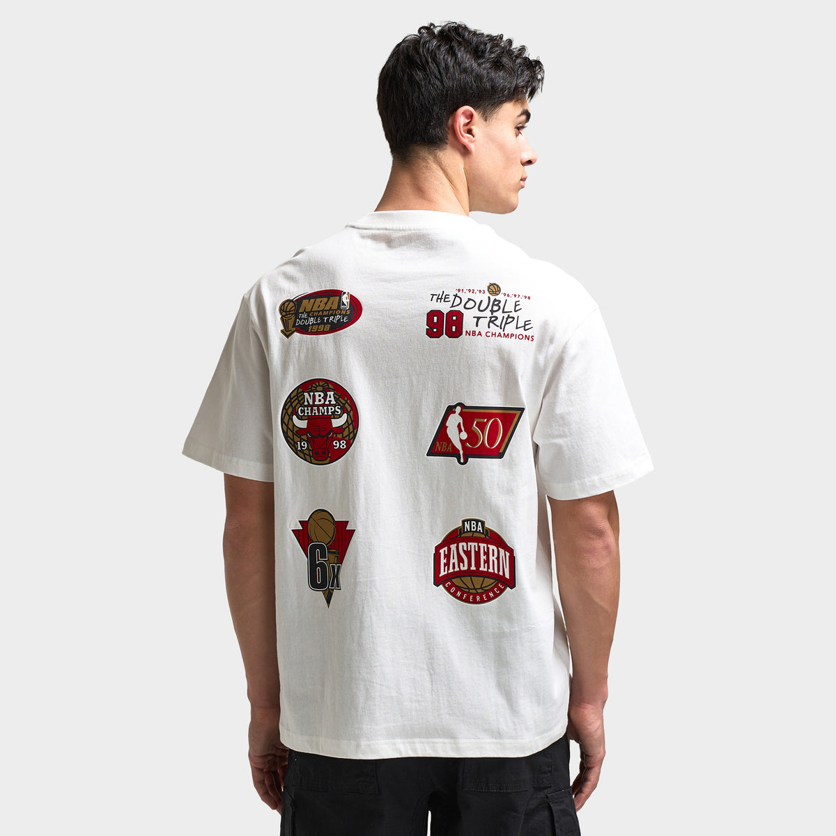 Mitchell & Ness Chicago Bulls Multi Logo T-Shirt / White – JD Sports