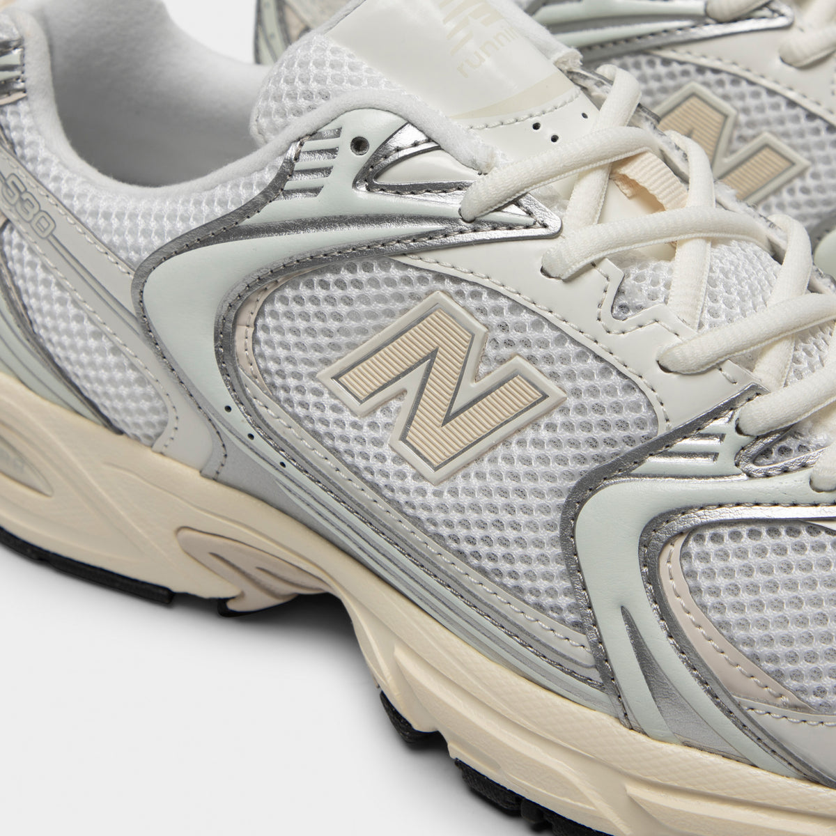 New Balance 530 Silver Metallic / Linen | JD Sports